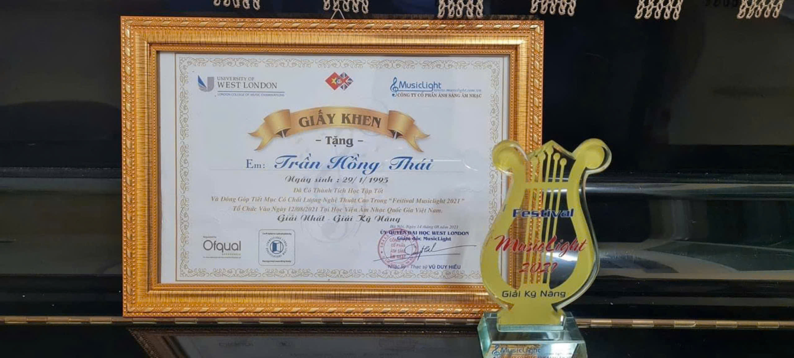 Nghệ Sĩ Đàn Piano Trần Hồng Thái: Hành Trình Từ Đam Mê Đến Thành Công